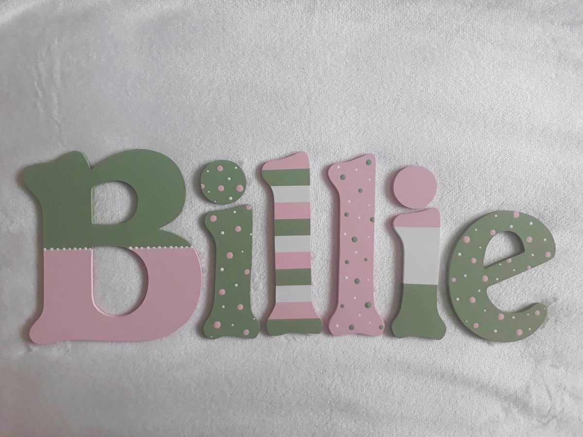 Personalised Names - 15cm high for the uppercase letter - Billie desig ...